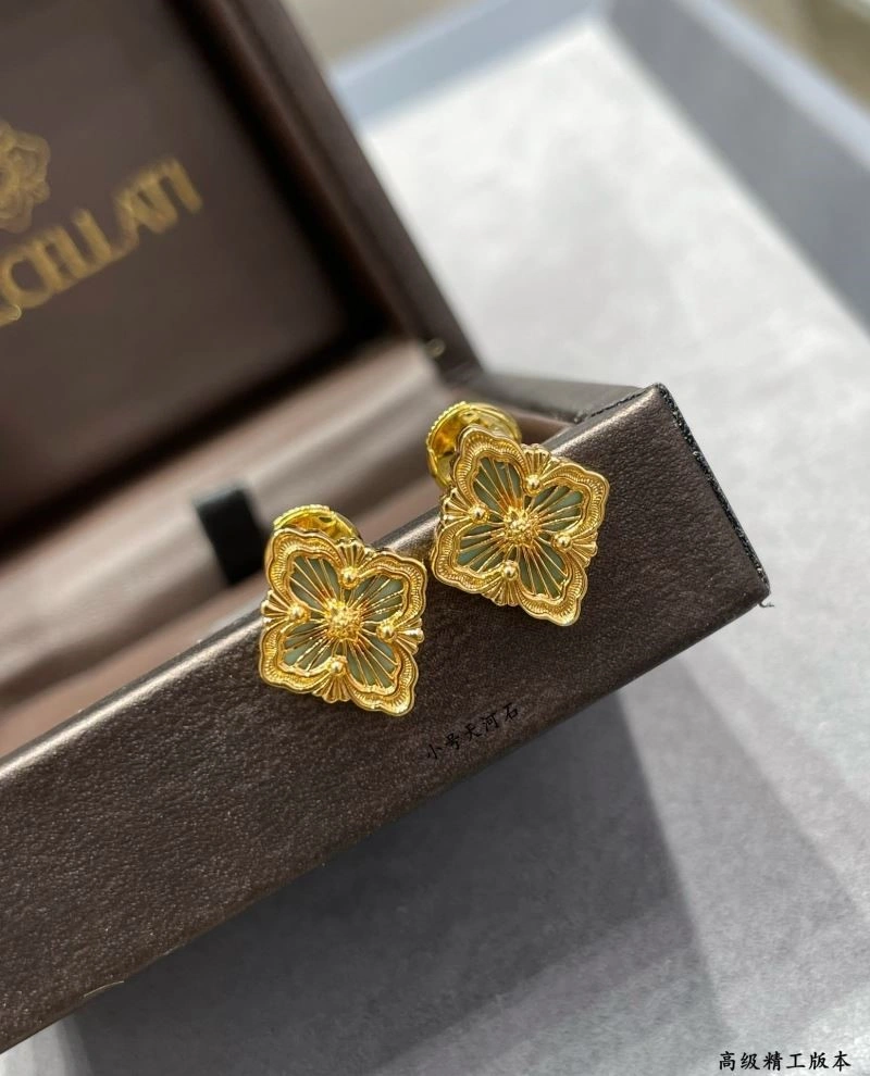 Genuine Vca Earrings