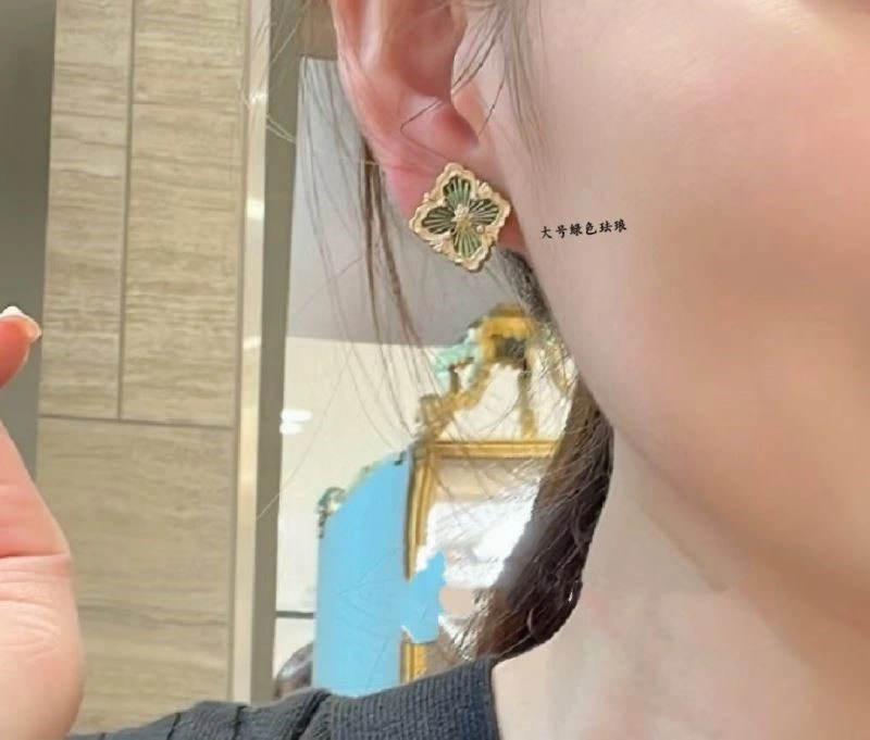 Vca Earrings