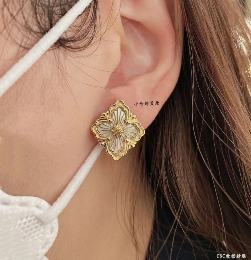 Vca Earrings