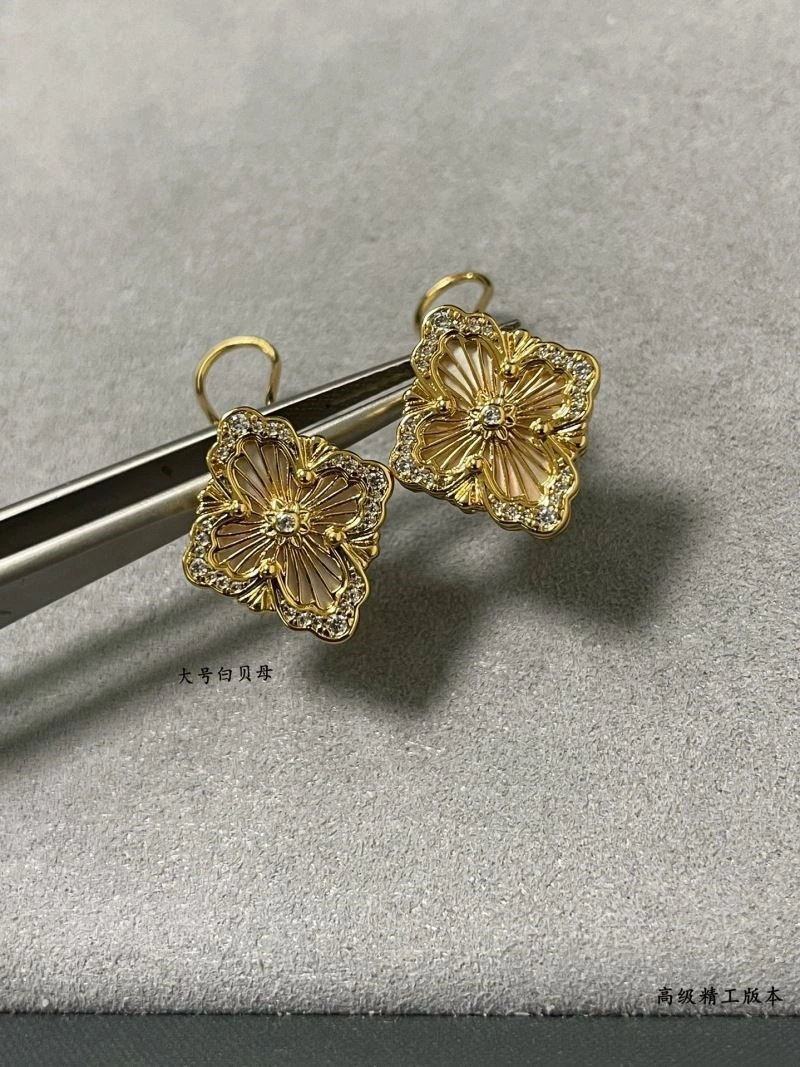 High accuracy Vca Earrings