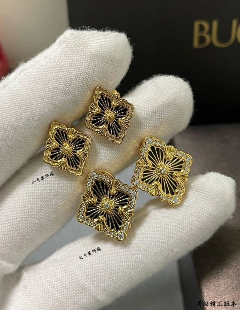 Real Vca Earrings