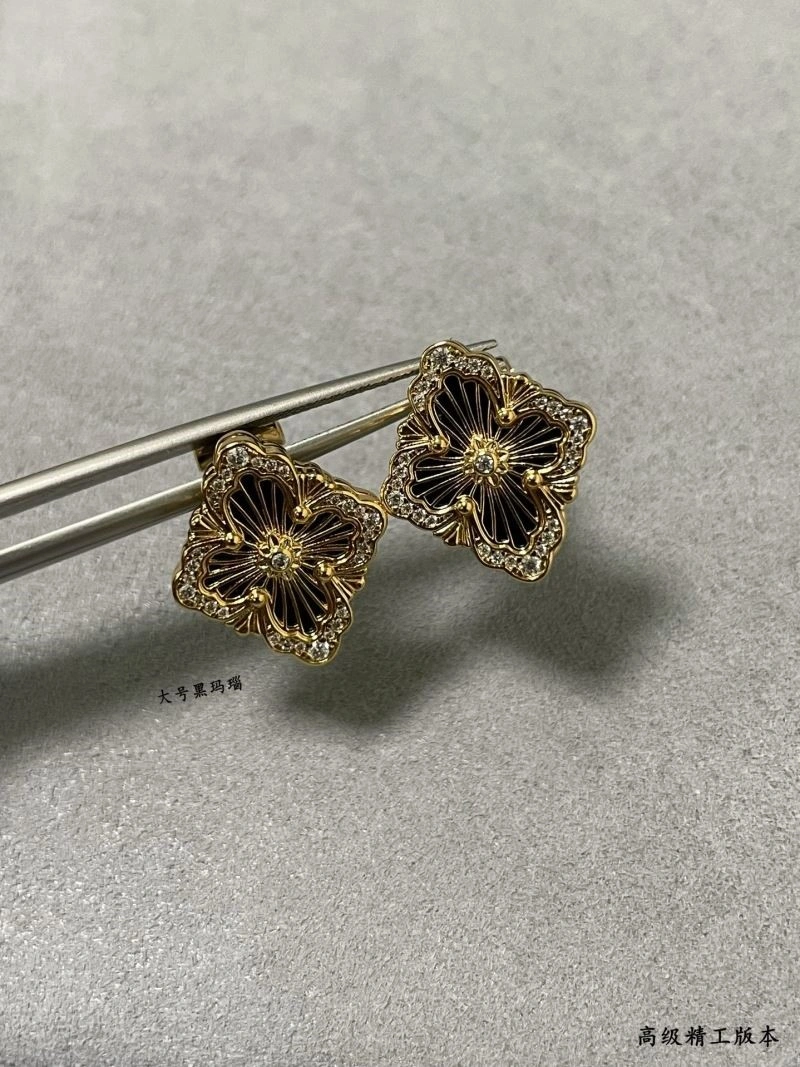 Legit Vca Earrings
