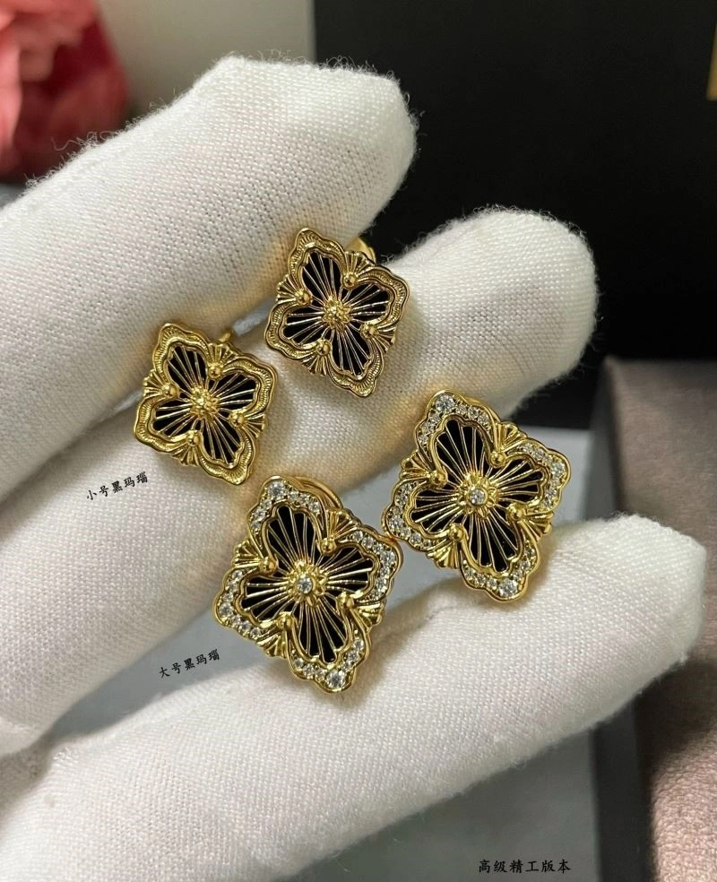 Legit Vca Earrings