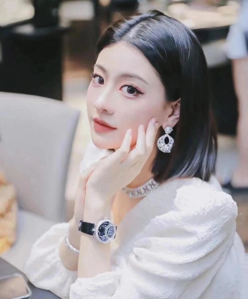 Factory-made Vca Earrings