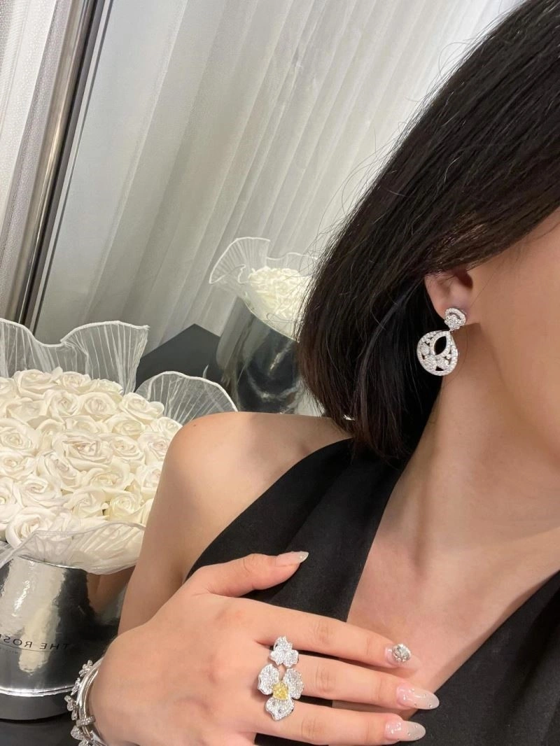 Factory-made Vca Earrings