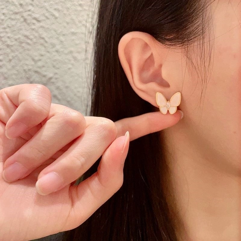 Legit Vca Earrings