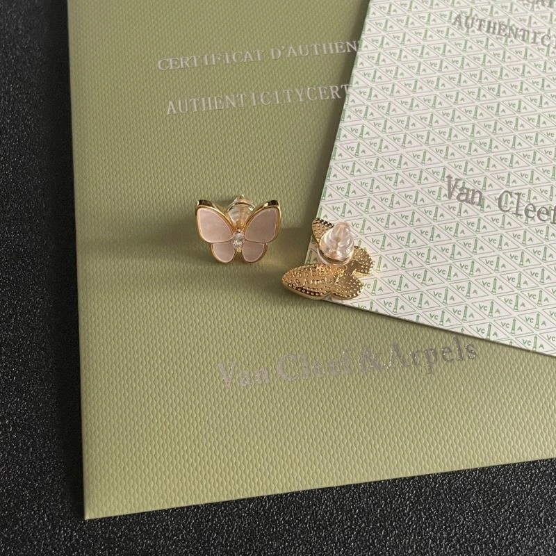 Legit Vca Earrings