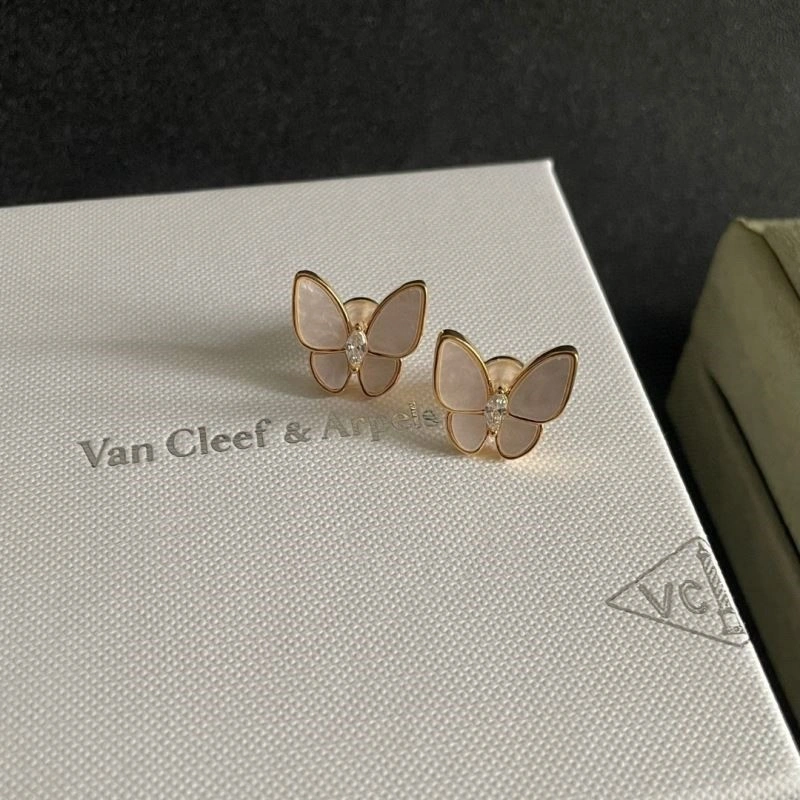 Legit Vca Earrings