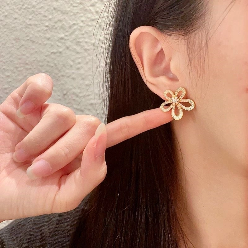 Precise copy Vca Earrings