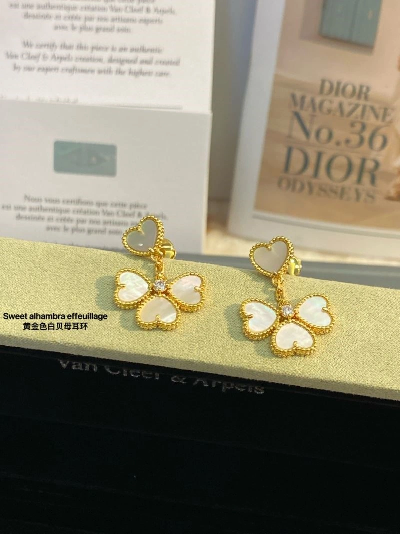 Top match Vca Earrings