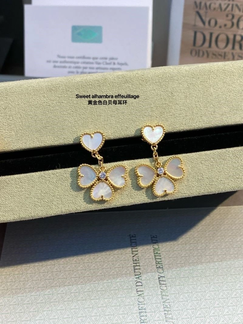 Top match Vca Earrings