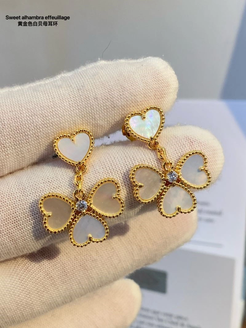Top match Vca Earrings