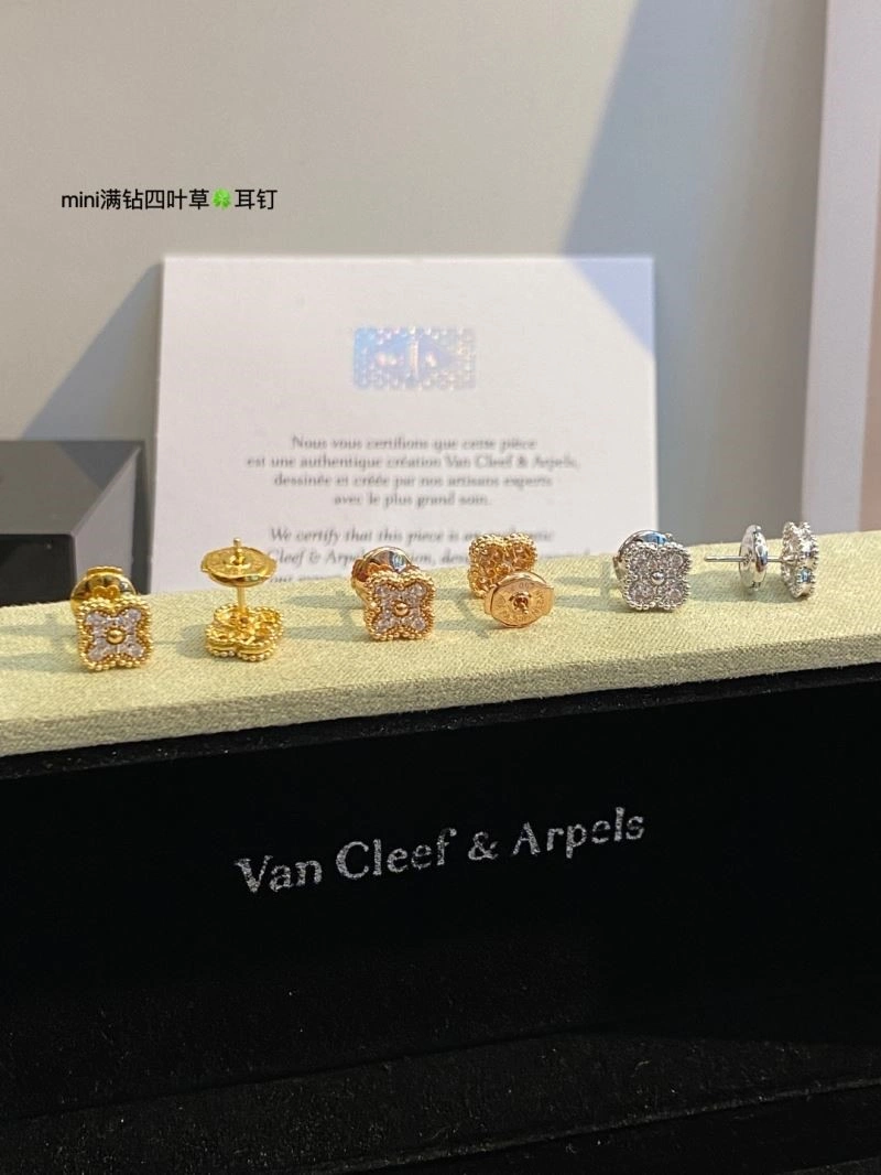 Real Vca Earrings