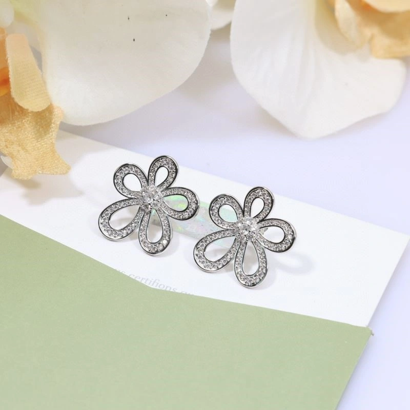 Brand-authenticated Vca Earrings