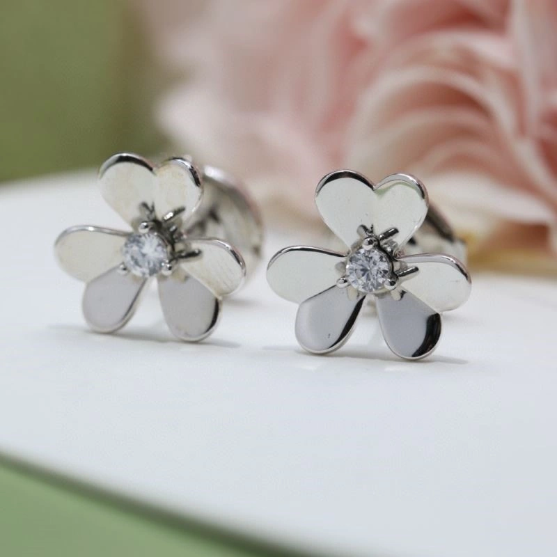 Legit Vca Earrings