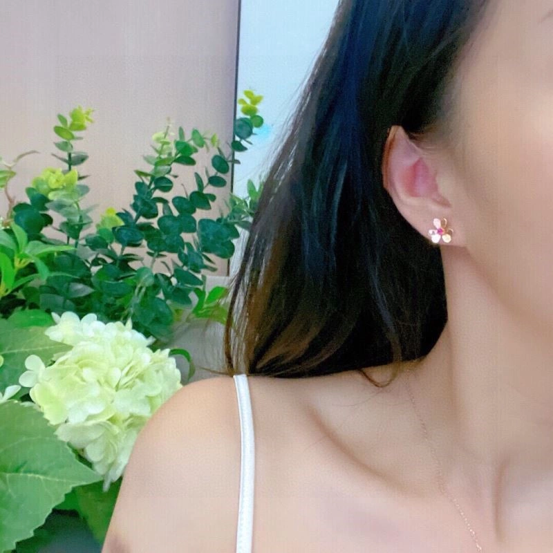 Inexpensive Vca Earrings