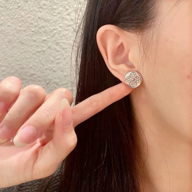 Official Vca Earrings