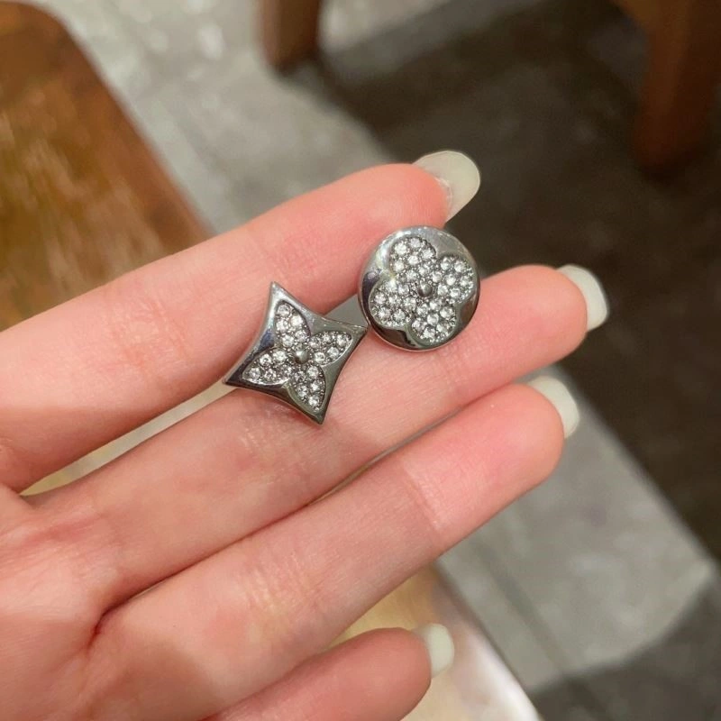 Official Vca Earrings