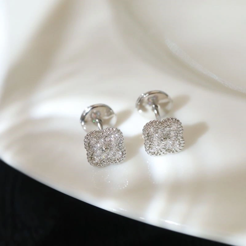 Cut-rate Vca Earrings