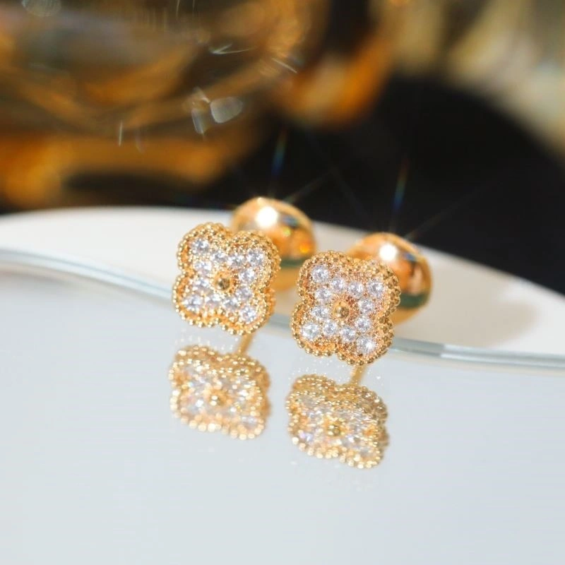 Cut-rate Vca Earrings