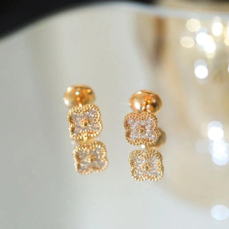 Cut-rate Vca Earrings