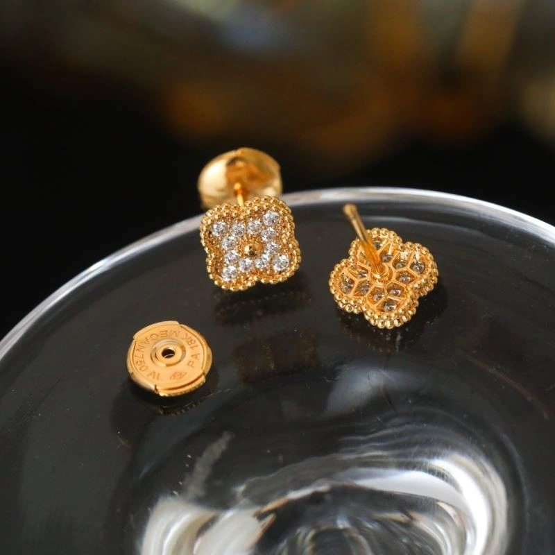 Cut-rate Vca Earrings