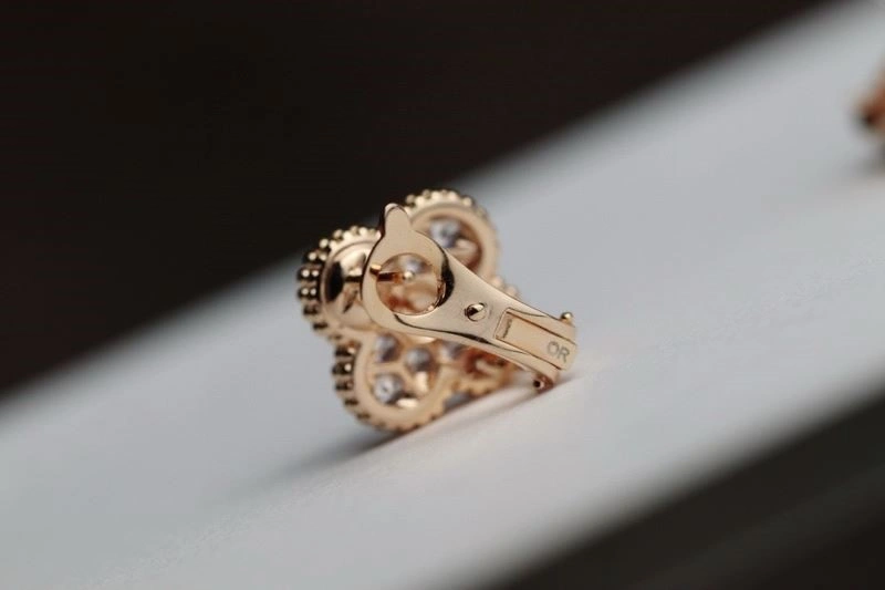 Vca Earrings