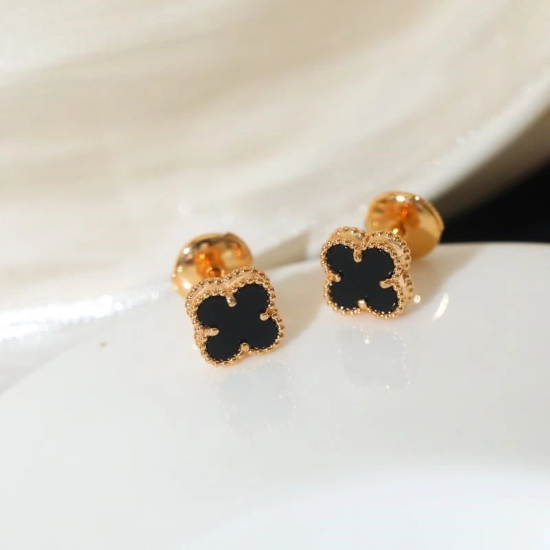 Factory-made Vca Earrings