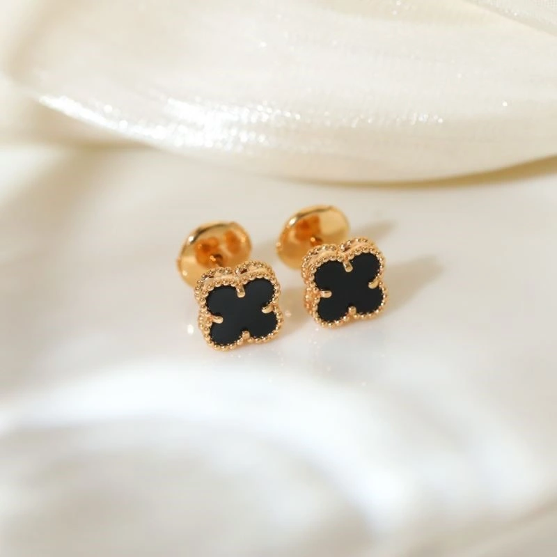 Factory-made Vca Earrings