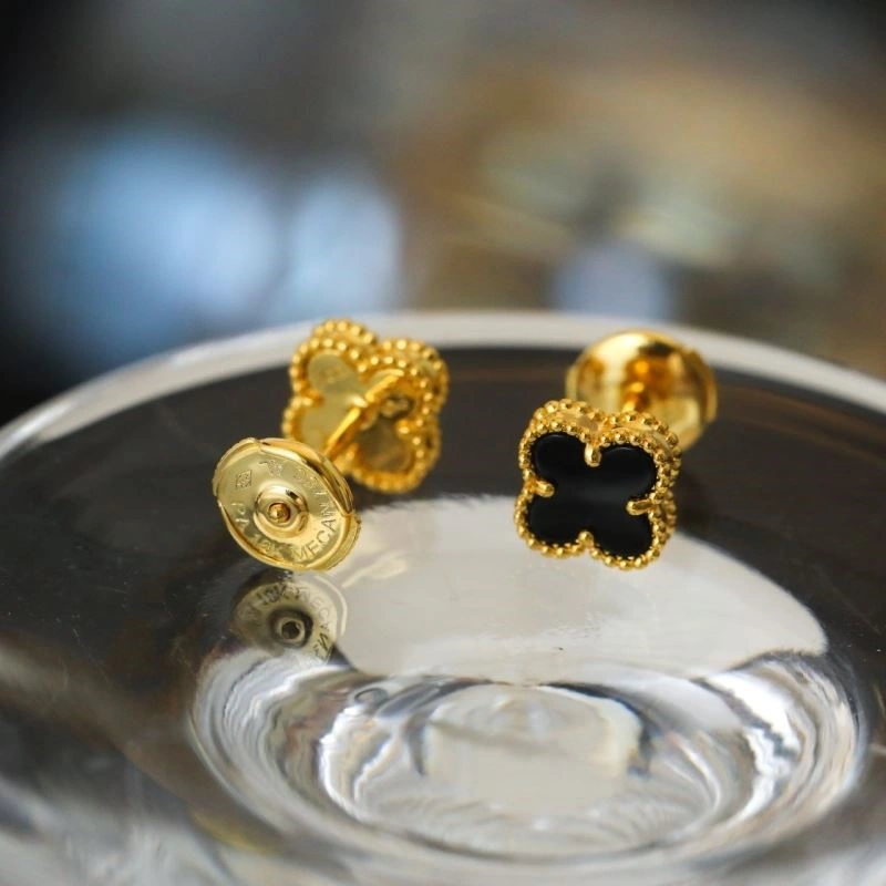 Factory-made Vca Earrings