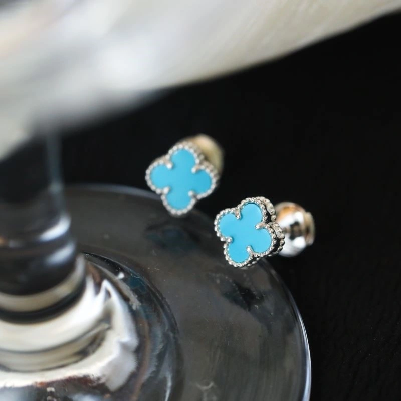 Cut-rate Vca Earrings