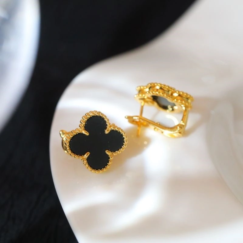 Cut-rate Vca Earrings