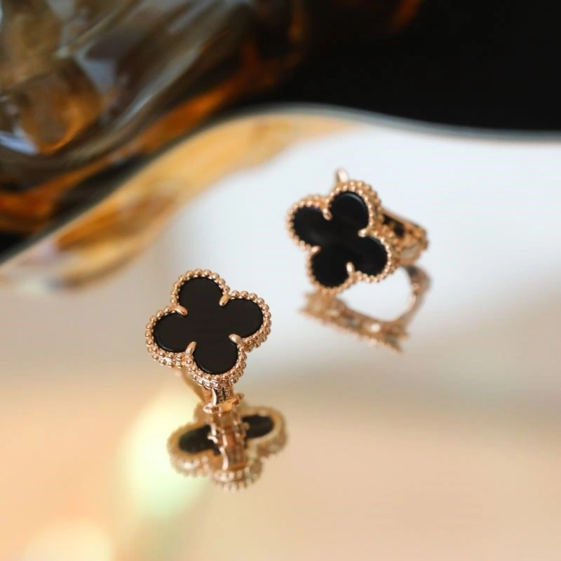Cut-rate Vca Earrings