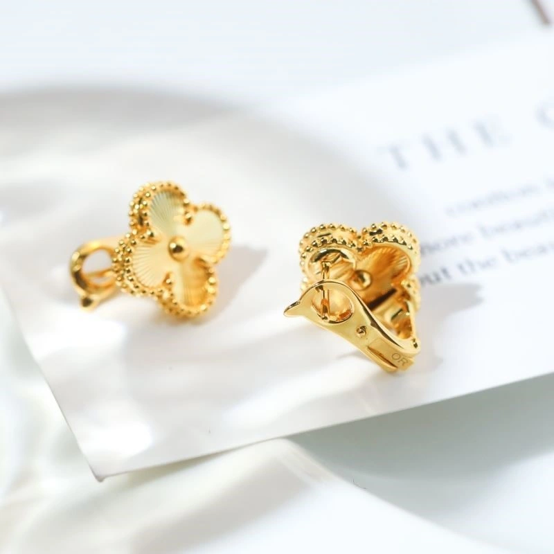 High accuracy Vca Earrings