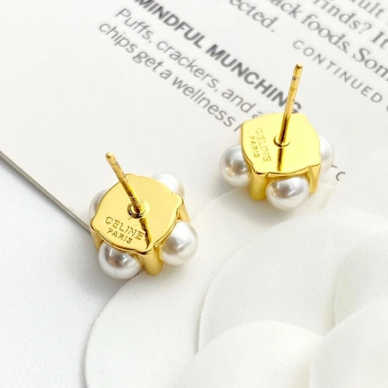 Legit Vca Earrings