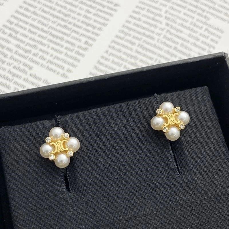 Legit Vca Earrings