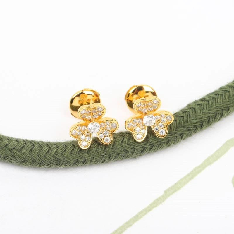 Brand-authenticated Vca Earrings