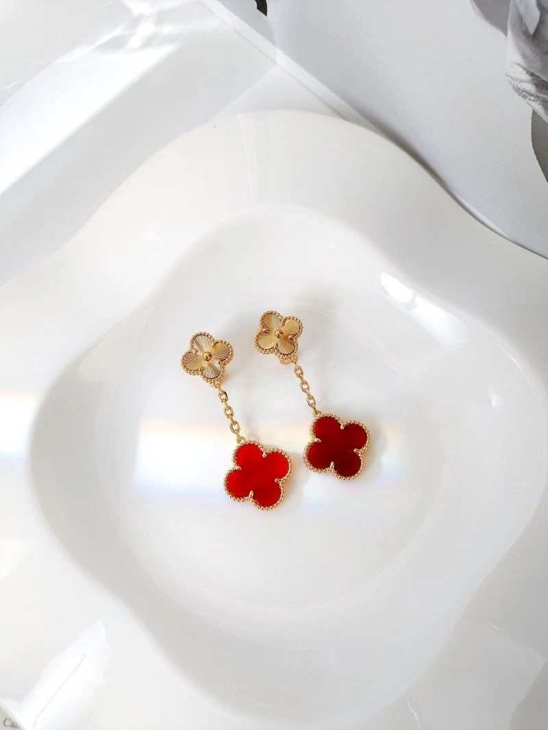 OEM Vca Earrings