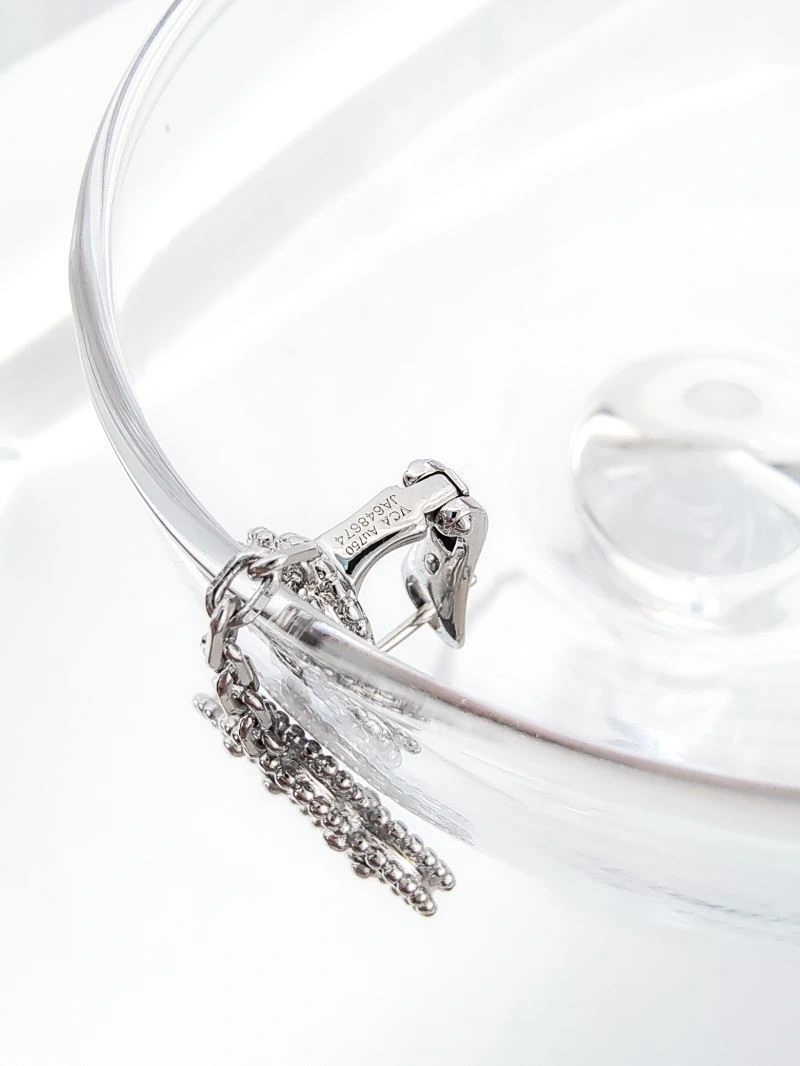 Exact replica Vca Earrings
