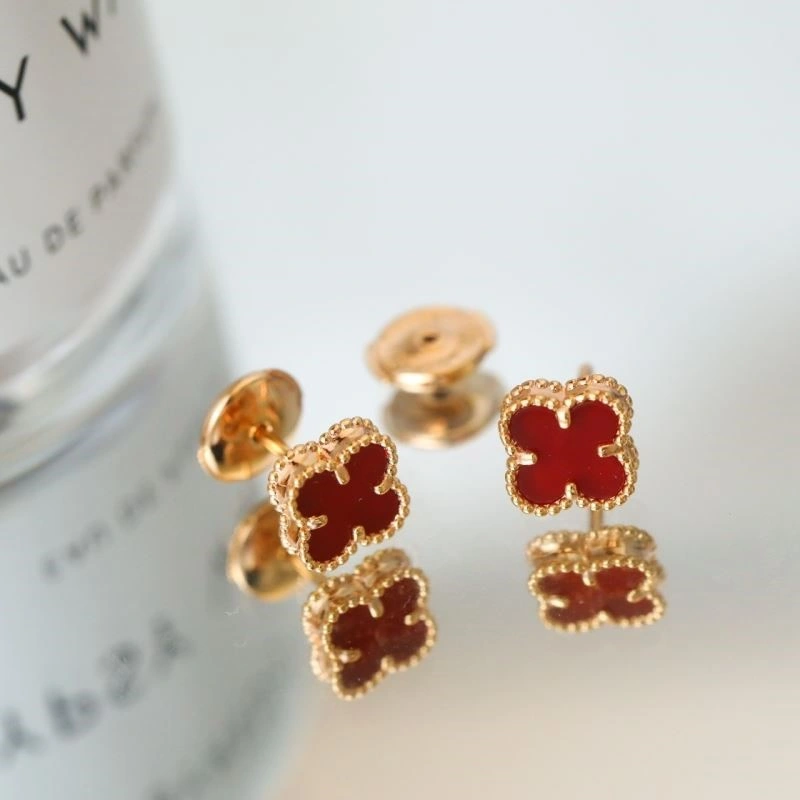 Indistinguishable Vca Earrings