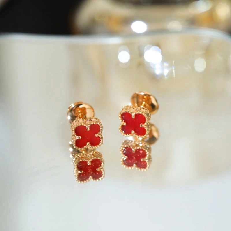 Indistinguishable Vca Earrings