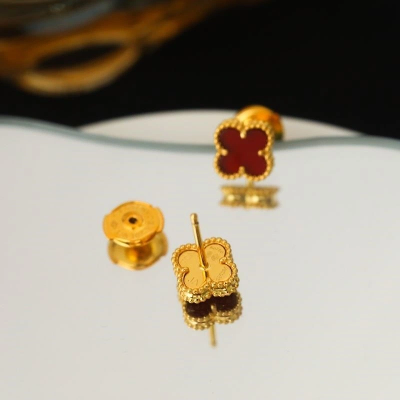 Indistinguishable Vca Earrings
