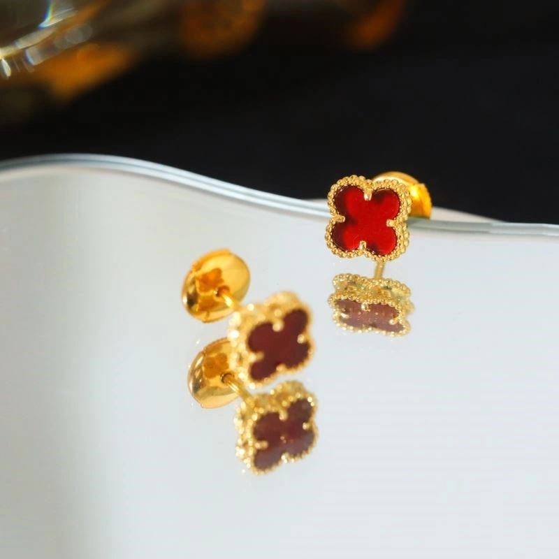 Indistinguishable Vca Earrings