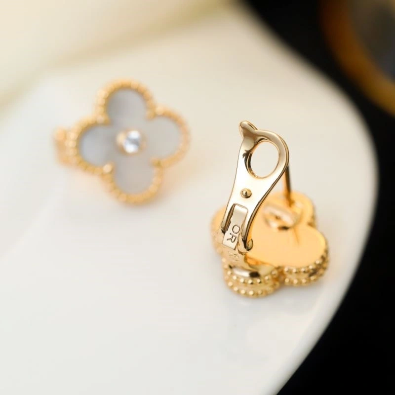 Discounted Vca Earrings