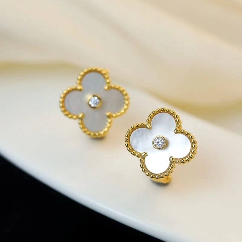 Discounted Vca Earrings