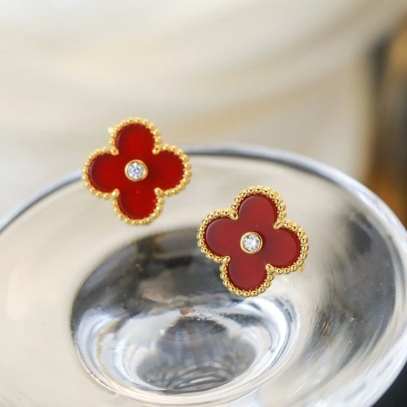 High fidelity Vca Earrings