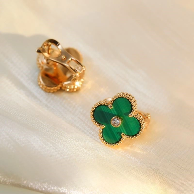 Low-cost Vca Earrings