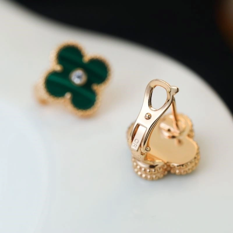 Low-cost Vca Earrings
