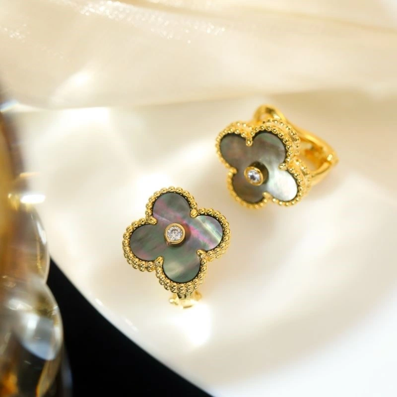 Vca Earrings
