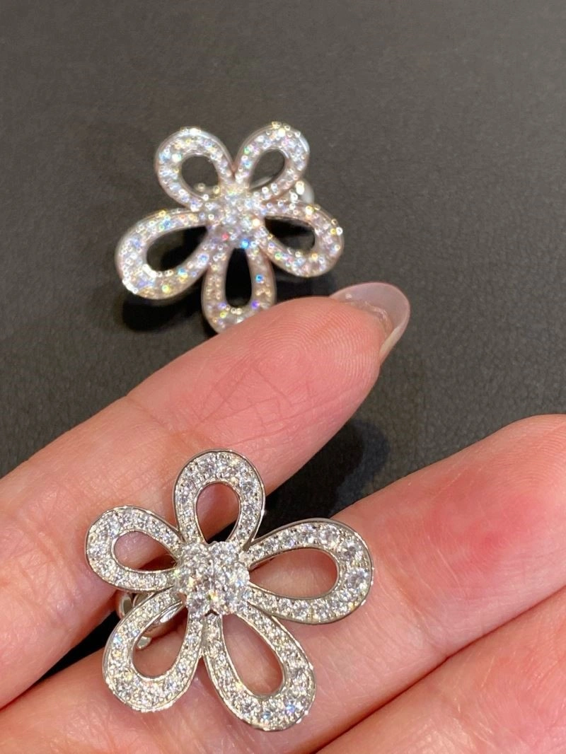 Vca Earrings